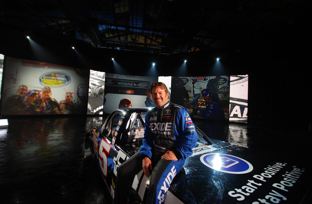 Mike Skinner | Home of the Gun Slinger and NASCAR Champion Driver